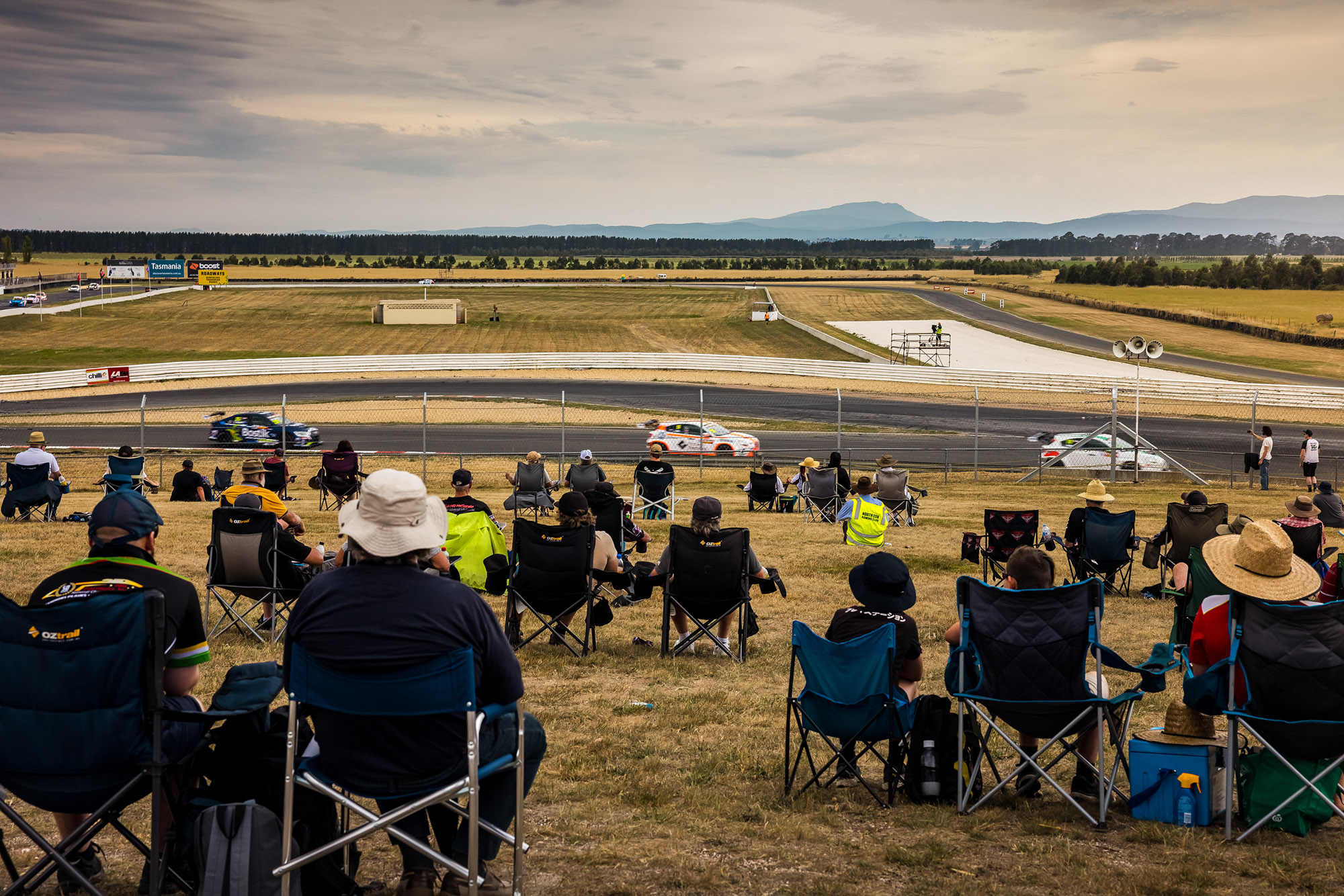 Track schedule and broadcast times revealed for AWC Race Tasmania - TransAm